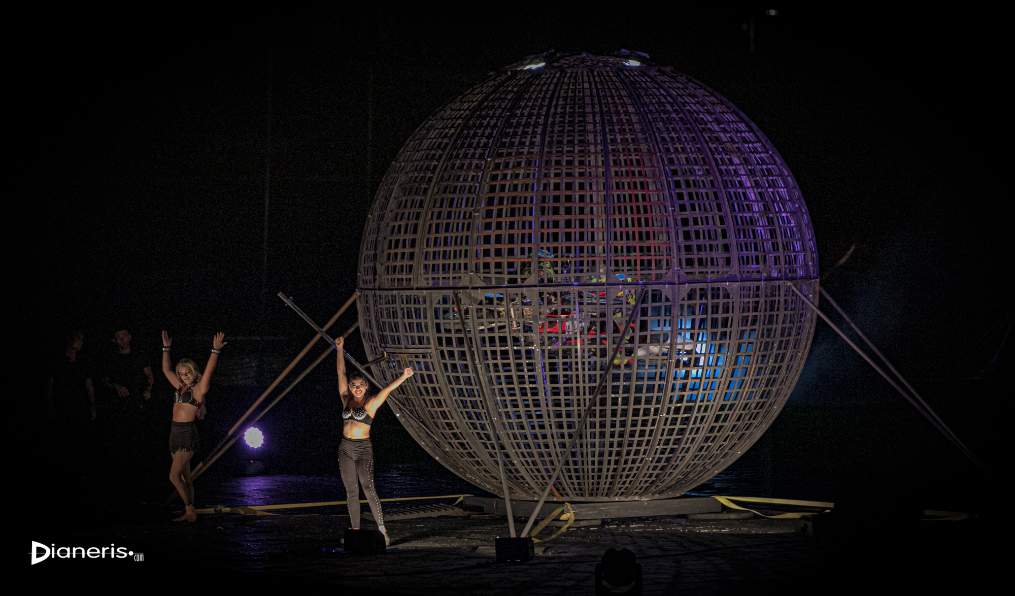 Xtreme Motor Circus Motocross Motoras Bala Humana Acrobacias