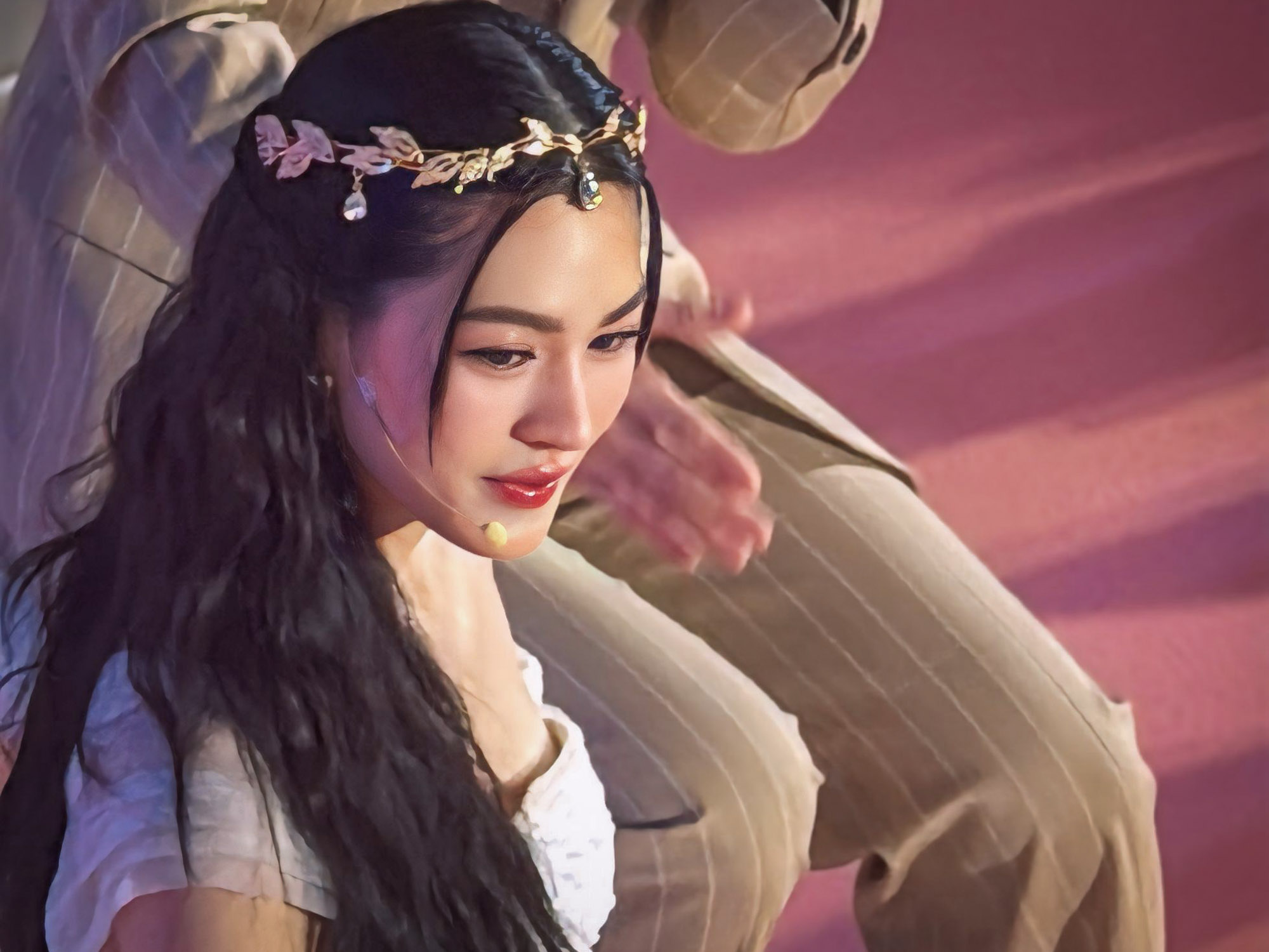 Lingling Kwong | Dianeris.com